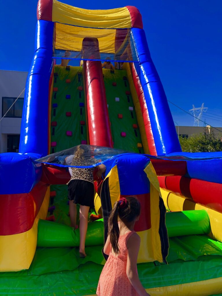 Xtreme Rock Wall Obstacle Course | Perth Bouncy Castle Hire: Your ...